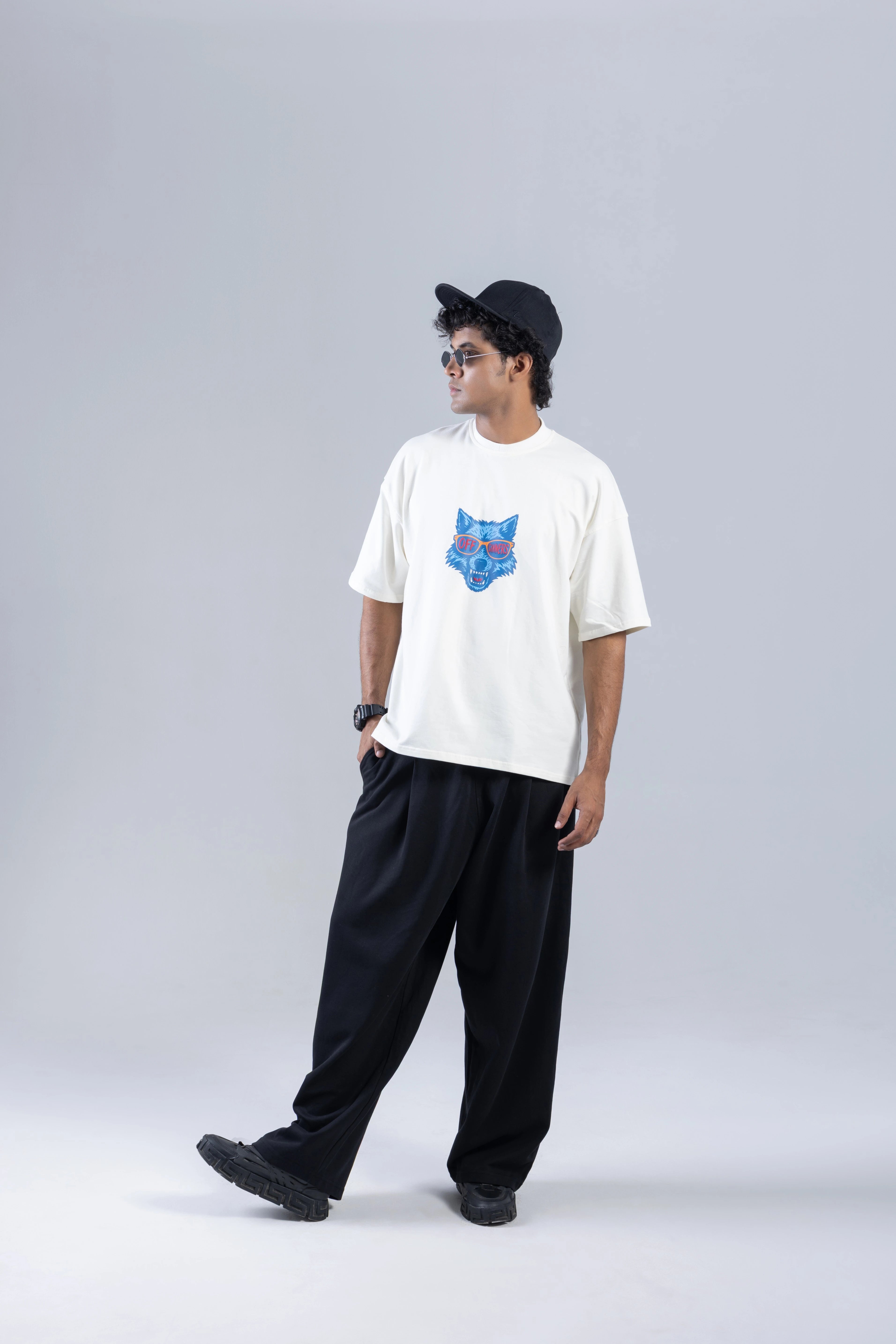 "Caught You Looking" T-Shirt – OFF SINNERS